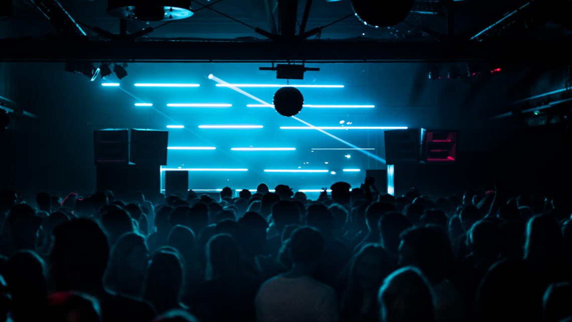 ZeeZout | Scenography | Live Visuals - DEFRAME